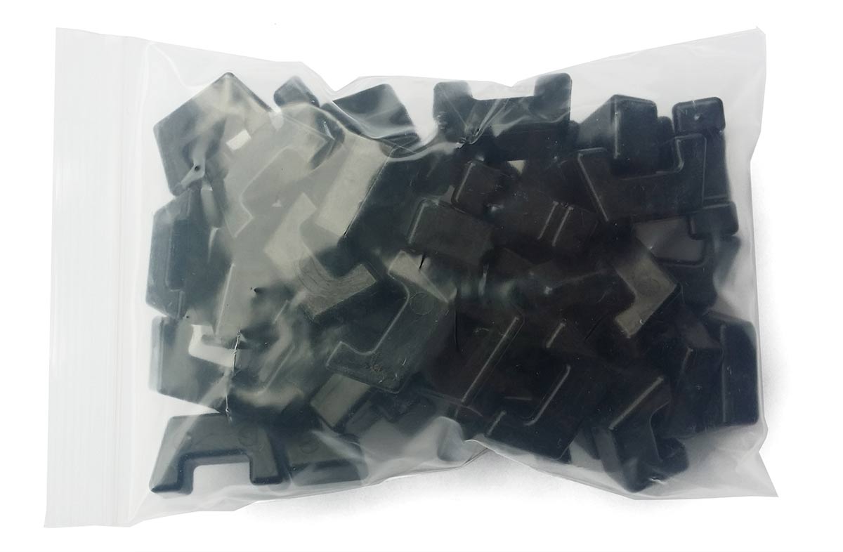 Screen Up Freestanding: Screen Up Freestanding Spacers